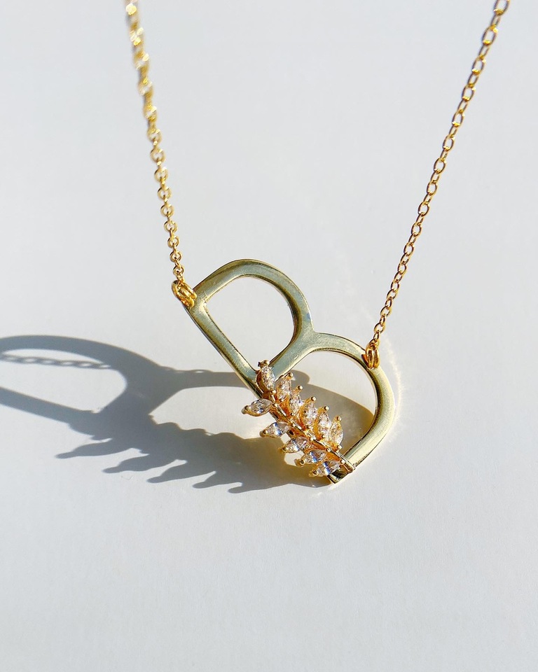 Başak Dolabı Buğday Başağı Harf Kolye - BasakDolabi