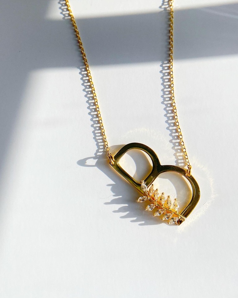 Başak Dolabı Buğday Başağı Harf Kolye - BasakDolabi